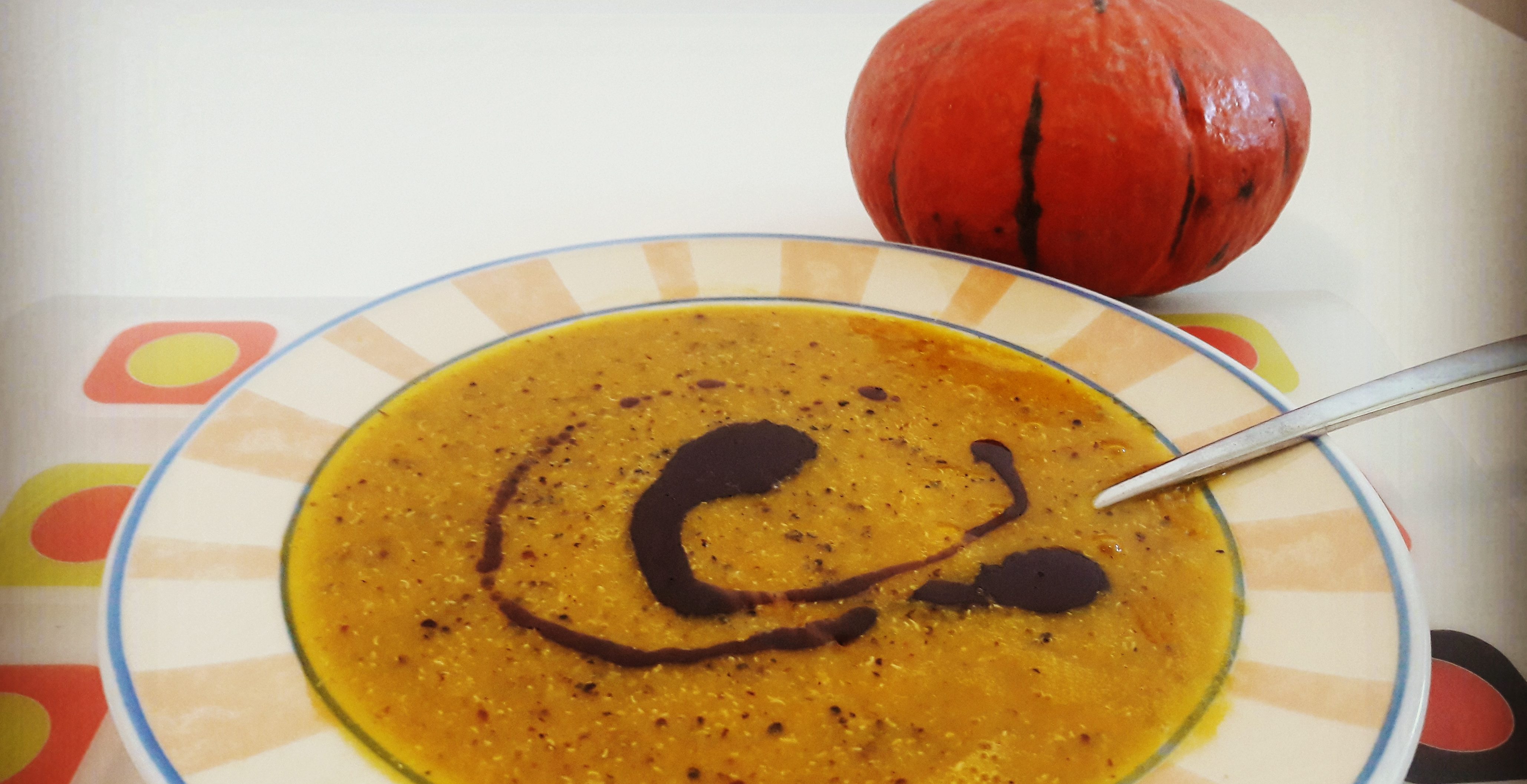 Pisano | Krepka bučna juha - Pisano